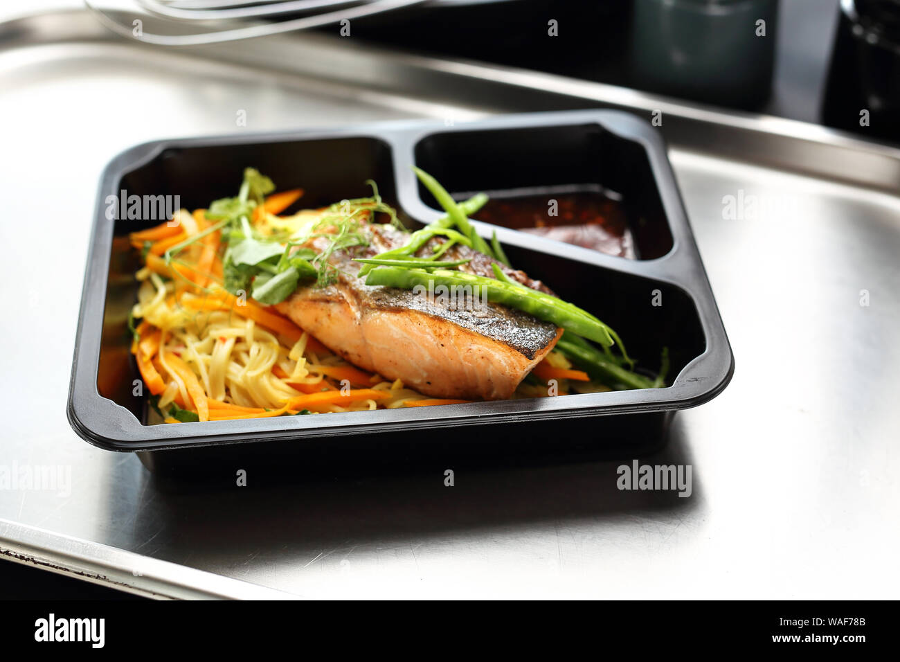 Cooked food in a box hi-res stock photography and images - Alamy