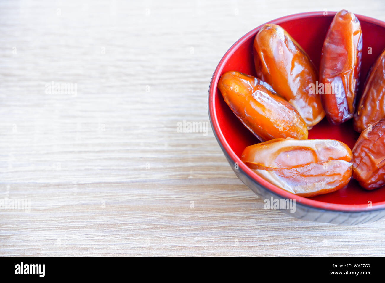 Fruit date palm phoenix hi-res stock photography and images - Alamy