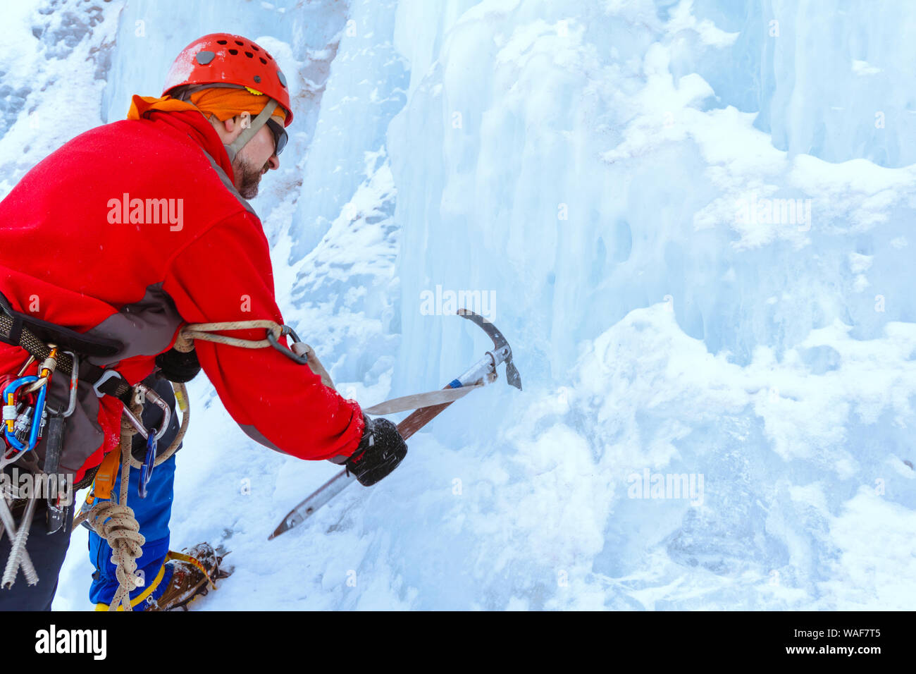 Cuts in ice hi-res stock photography and images - Alamy