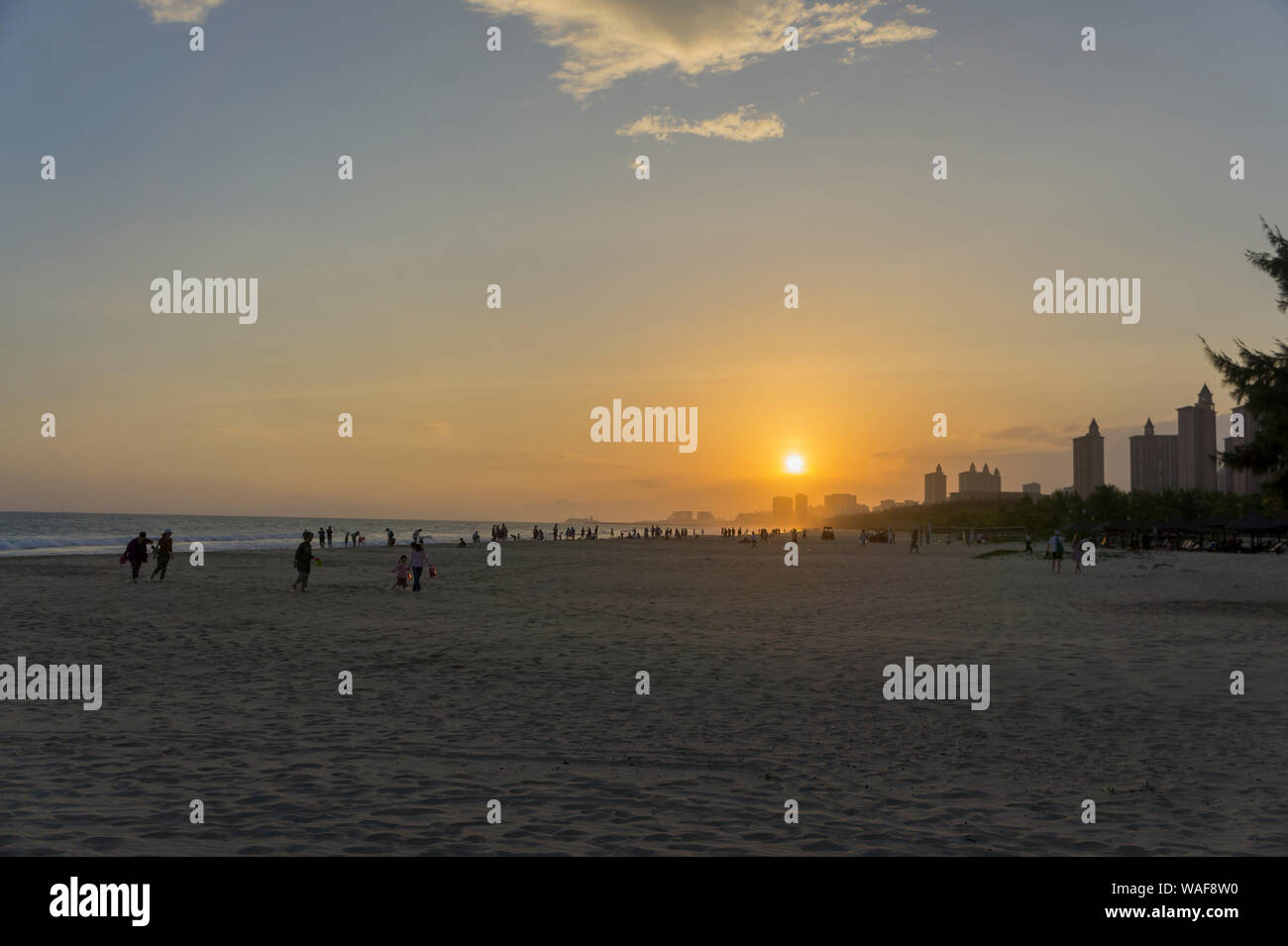 Hainan china beach hi-res stock photography and images - Alamy