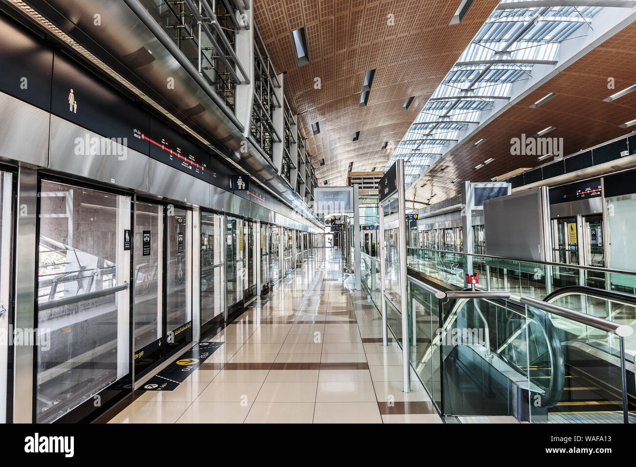 DUBAI, UAE - NOVEMBER 11, 2013: Interior of metro station in Dubai ...