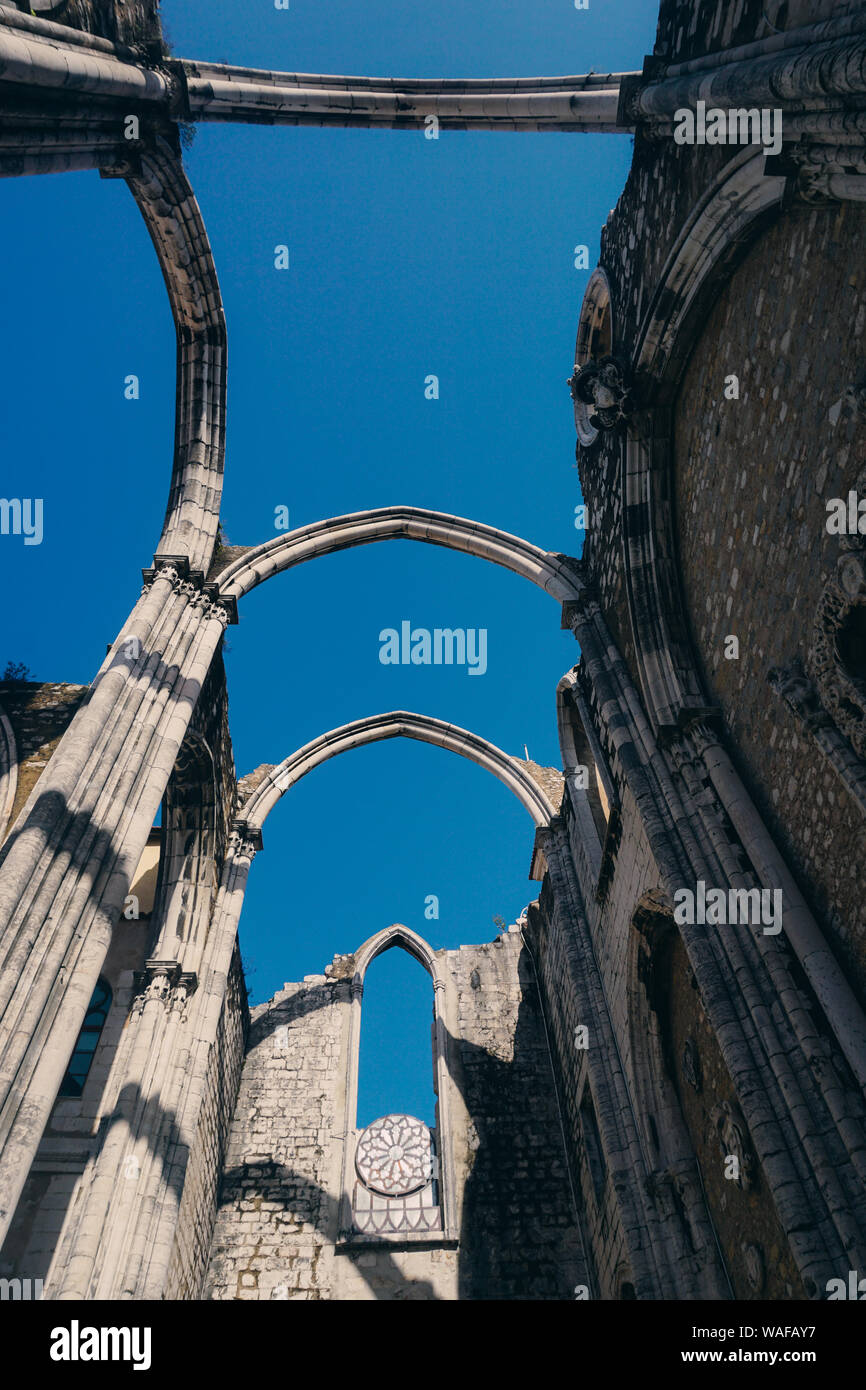 Without ceiling hi-res stock photography and images - Alamy