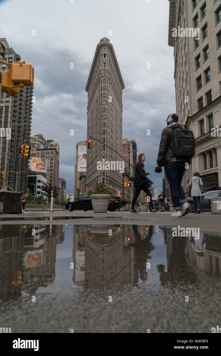 New York City, Circa 2019: Flat Iron building wide exterior ...