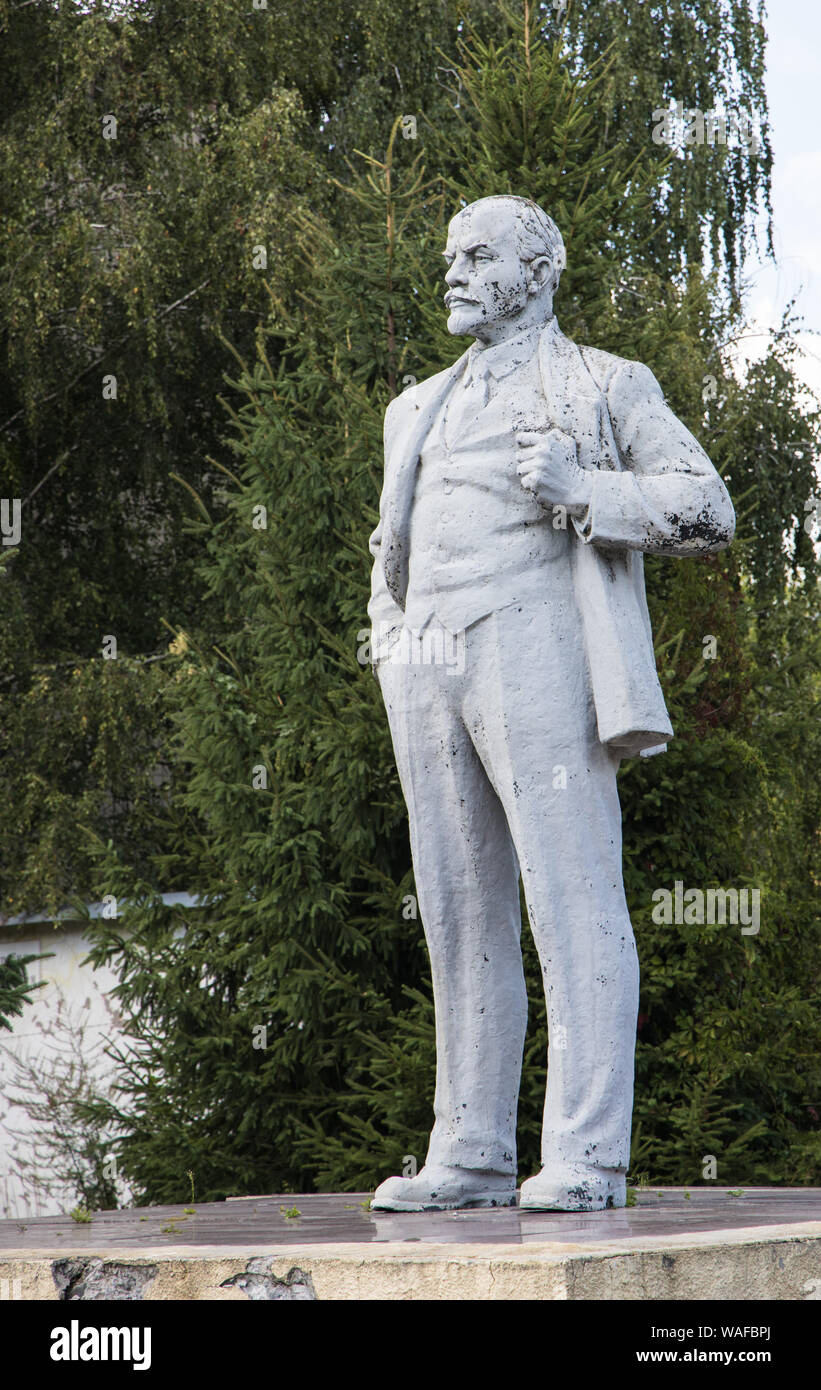 Chernobyl Exclusion Zone - Chernobyl Town - Lenin Statue Stock Photo ...