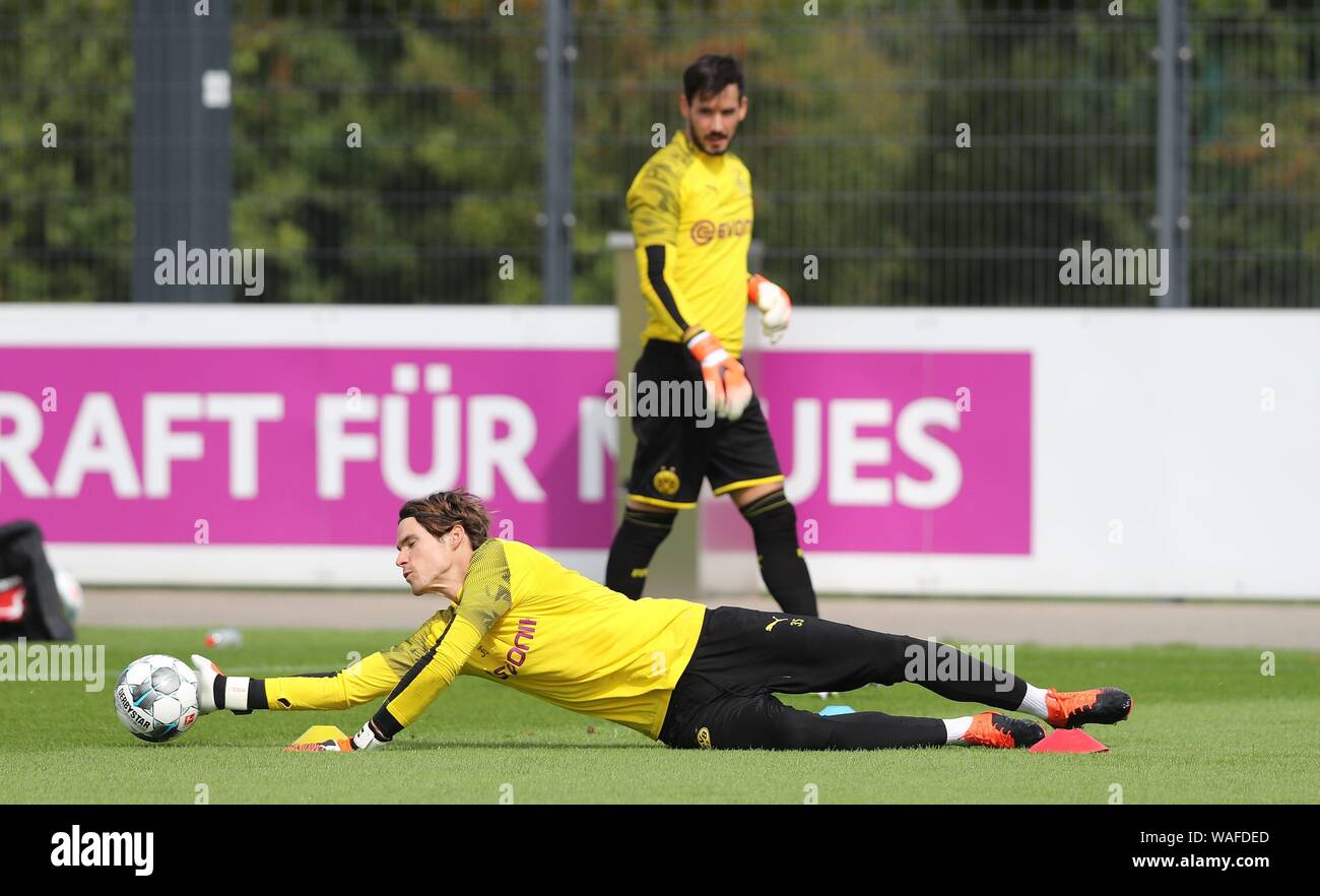 Dortmund, Deutschland. 20th Aug, 2019. firo: 20.08.2019, football, 1 ...