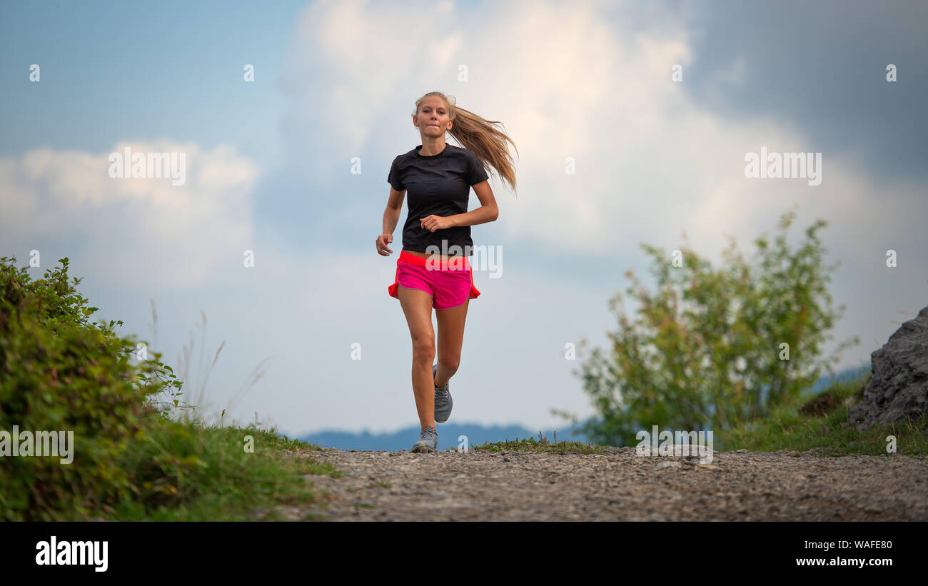 Lean physique hi-res stock photography and images - Alamy