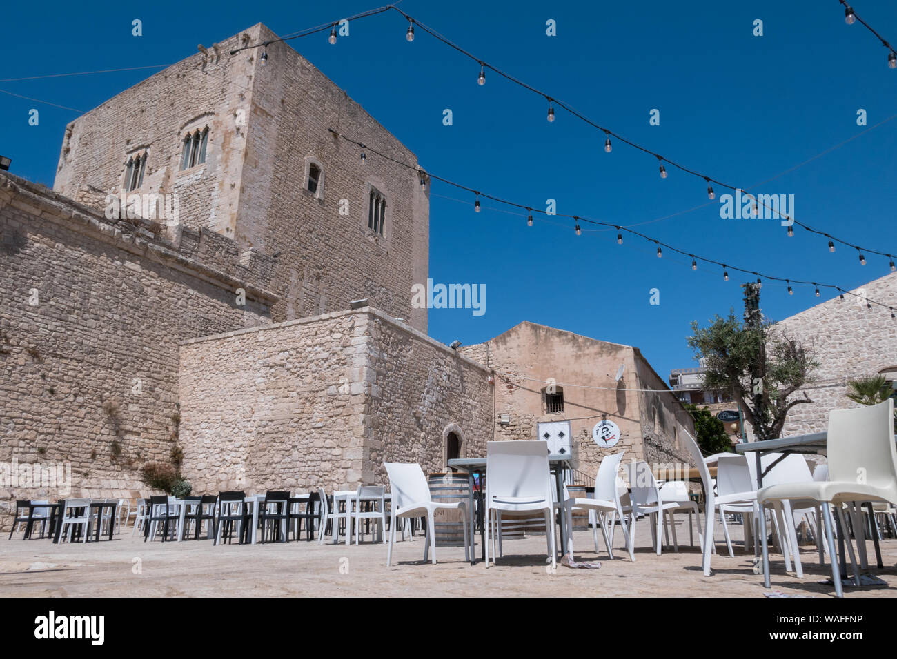 Pozzallo hi-res stock photography and images - Alamy