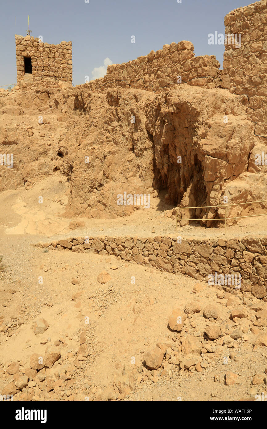 Ruins of Jewish Camp at Masada. Massada. Israël Stock Photo - Alamy