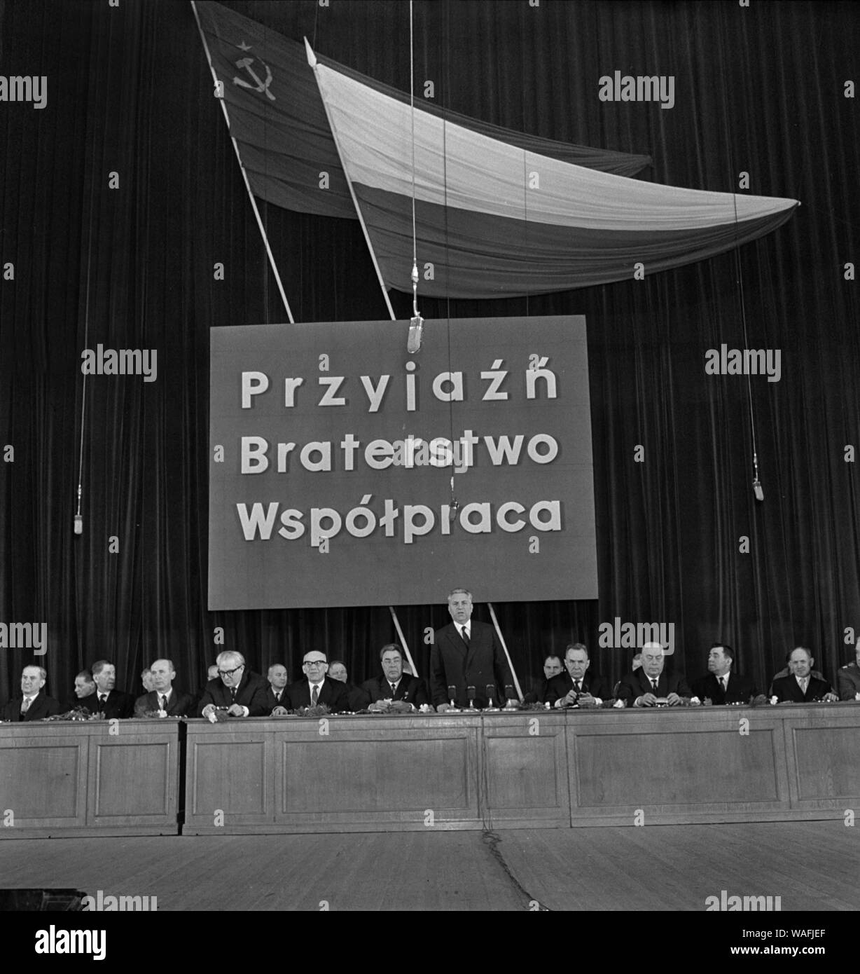 Warsaw pact signing High Resolution Stock Photography and Images - Alamy