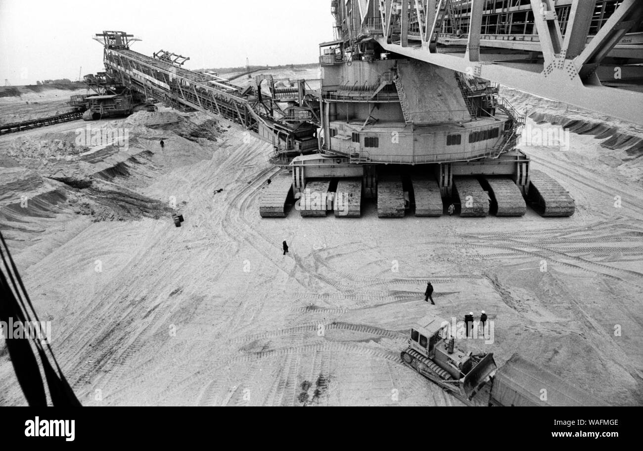 Belchatów power station High Resolution Stock Photography and Images ...