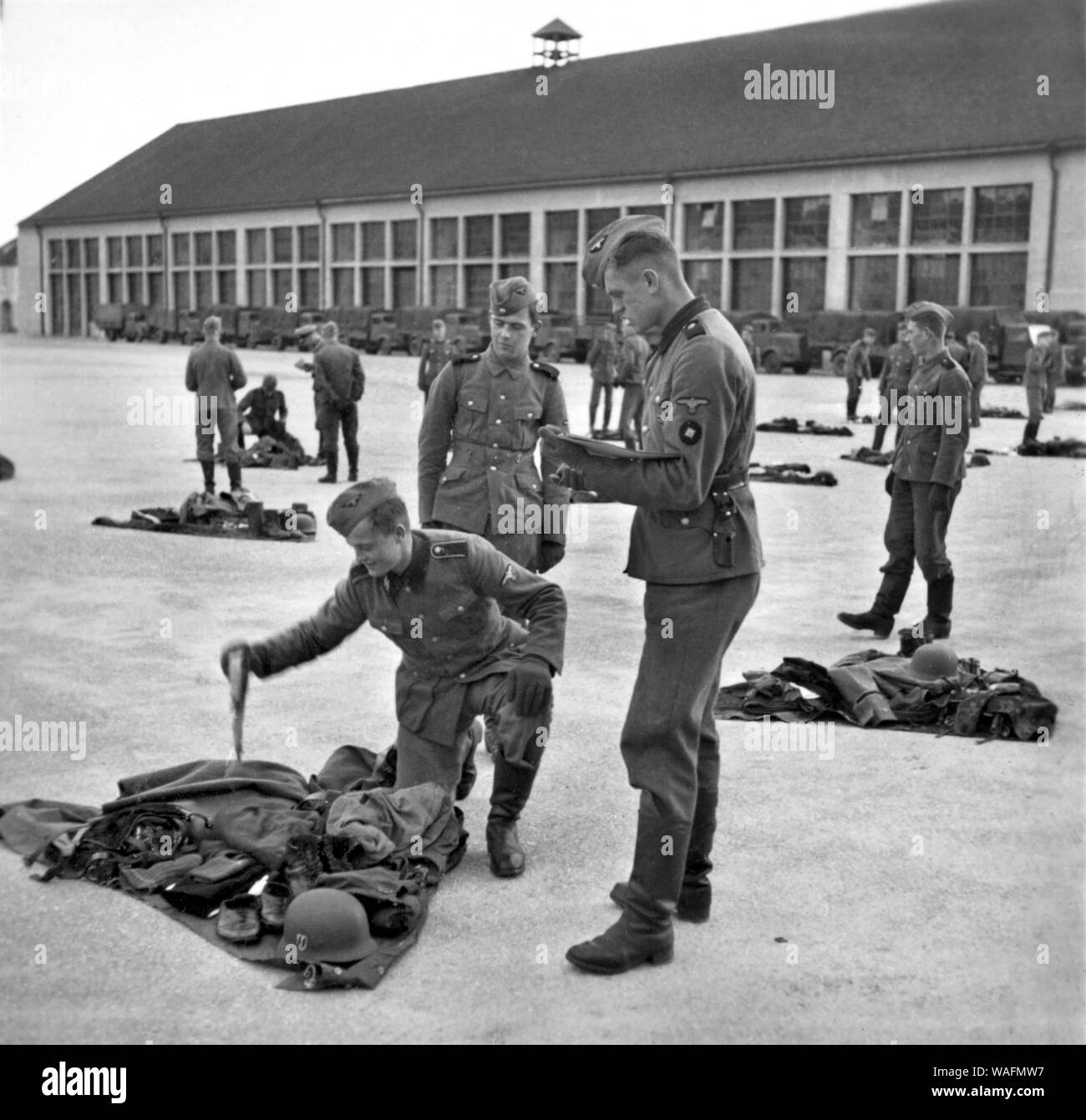 Soldiers Equipment High Resolution Stock Photography and Images - Alamy