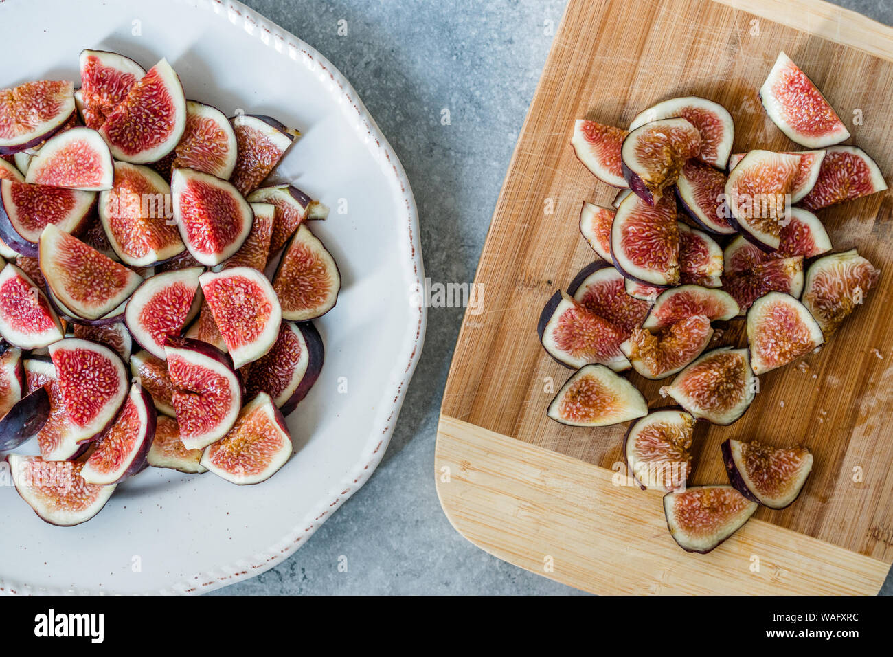 Fig slices hi-res stock photography and images - Alamy