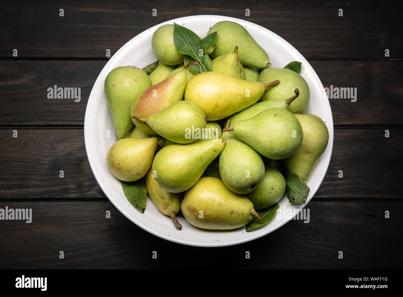 Organic fruit food hi-res stock photography and images - Alamy