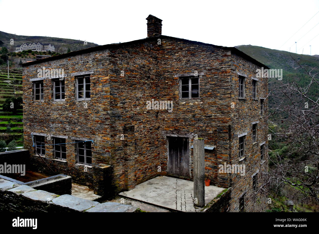 Hand hewn stone hi-res stock photography and images - Alamy