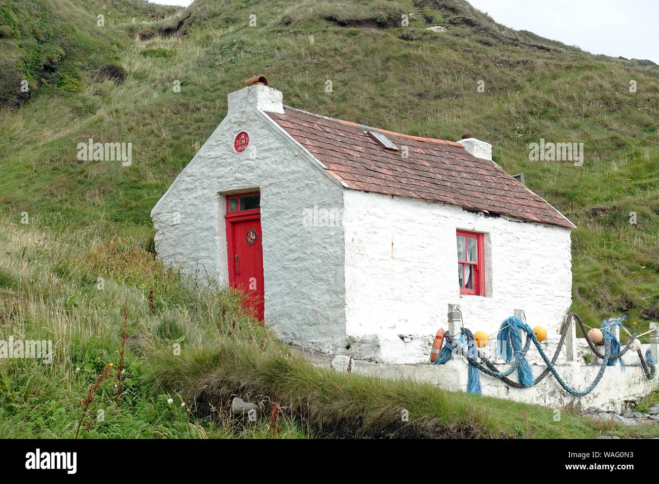 Traditional Fishermans Cottage High Resolution Stock Photography and ...