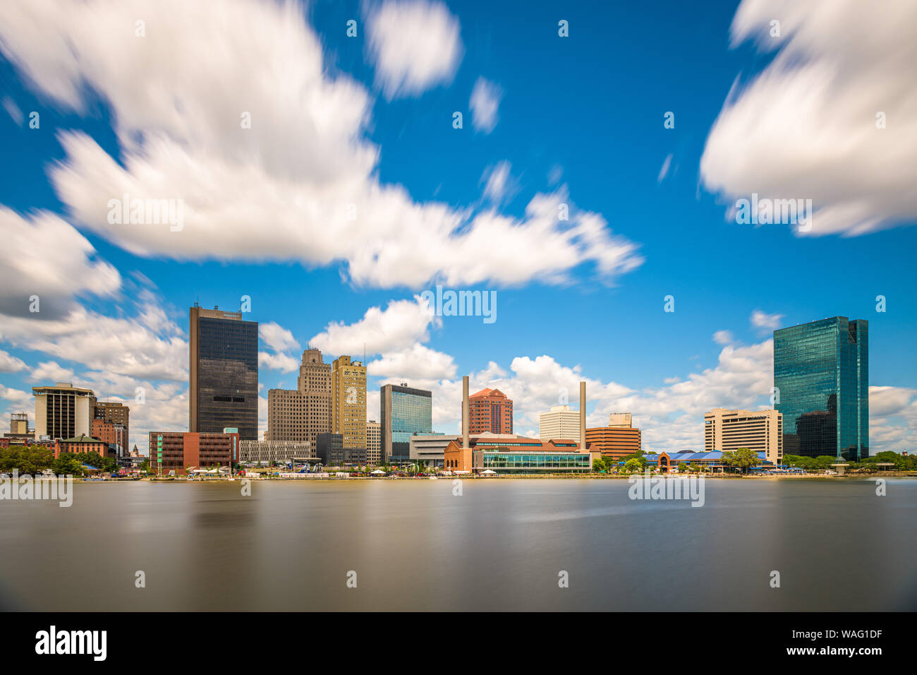 Toledo, Ohio, USA downtown skyline on the Maumee River Stock Photo - Alamy