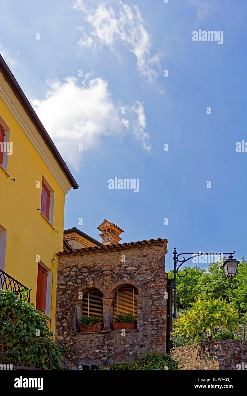 Aqua petrarca hi-res stock photography and images - Alamy