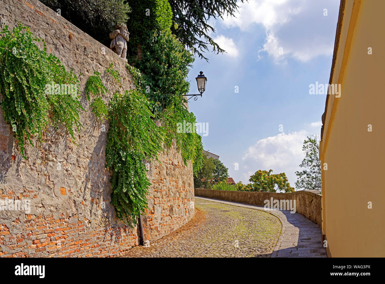 Monselice hi-res stock photography and images - Alamy