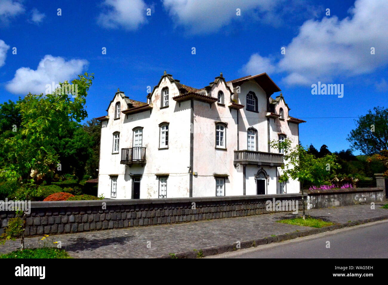 Azorean house hi-res stock photography and images - Alamy