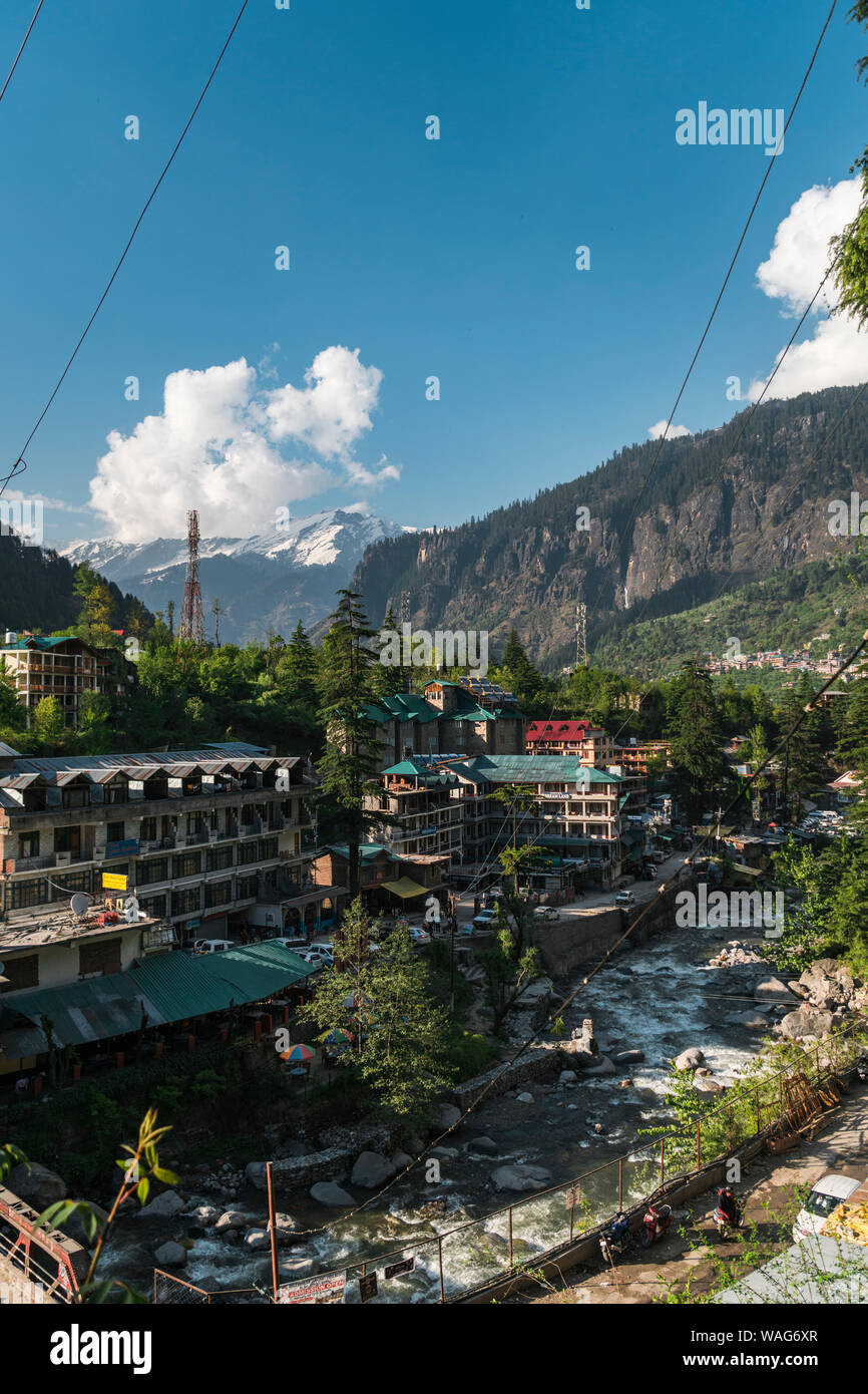 Manali hill station hi-res stock photography and images - Alamy