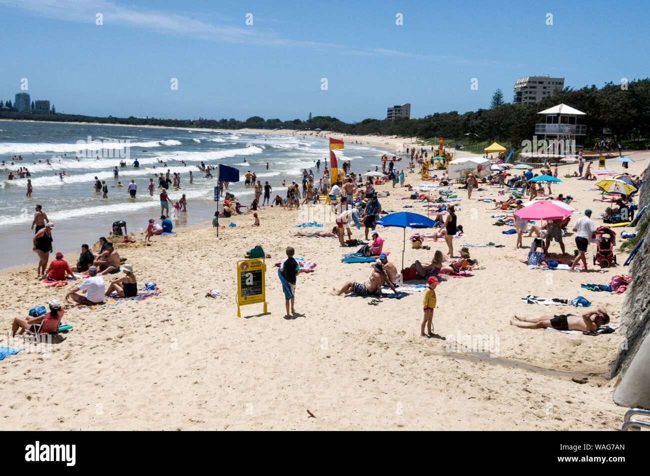 Mooloolaba beach hi-res stock photography and images - Alamy