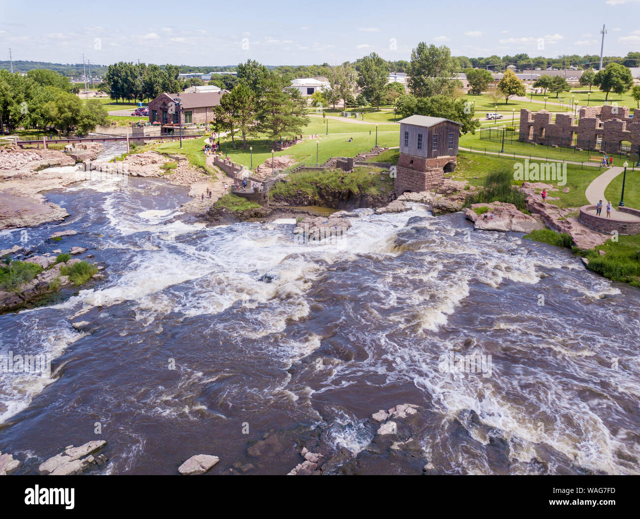 Queen bee mill hi-res stock photography and images - Alamy