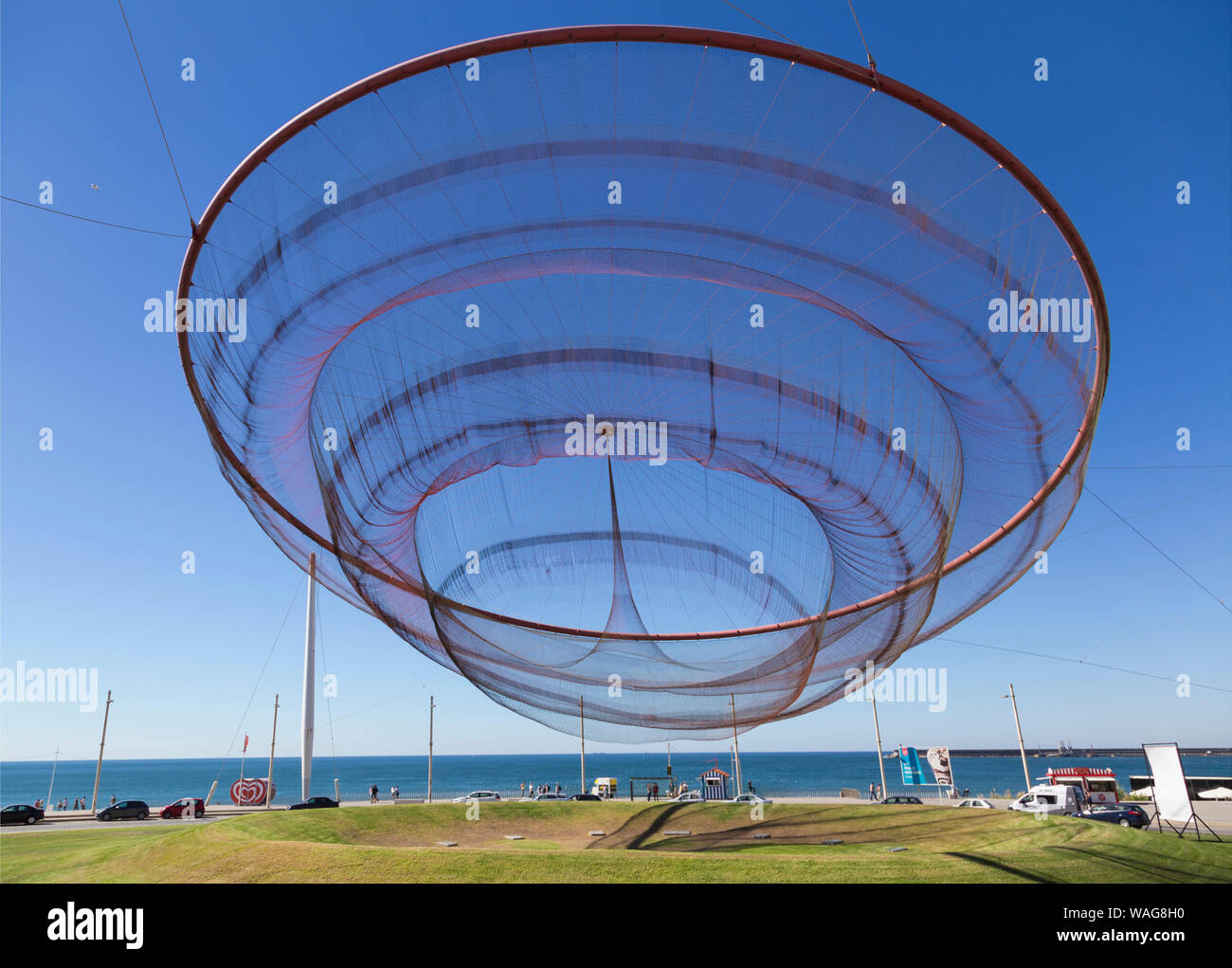 She changes sculpture by artist janet echelman hi-res stock photography ...