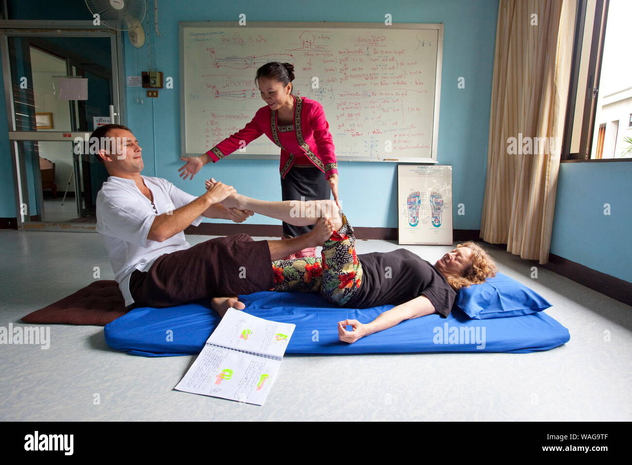 Body compressed hi-res stock photography and images - Alamy