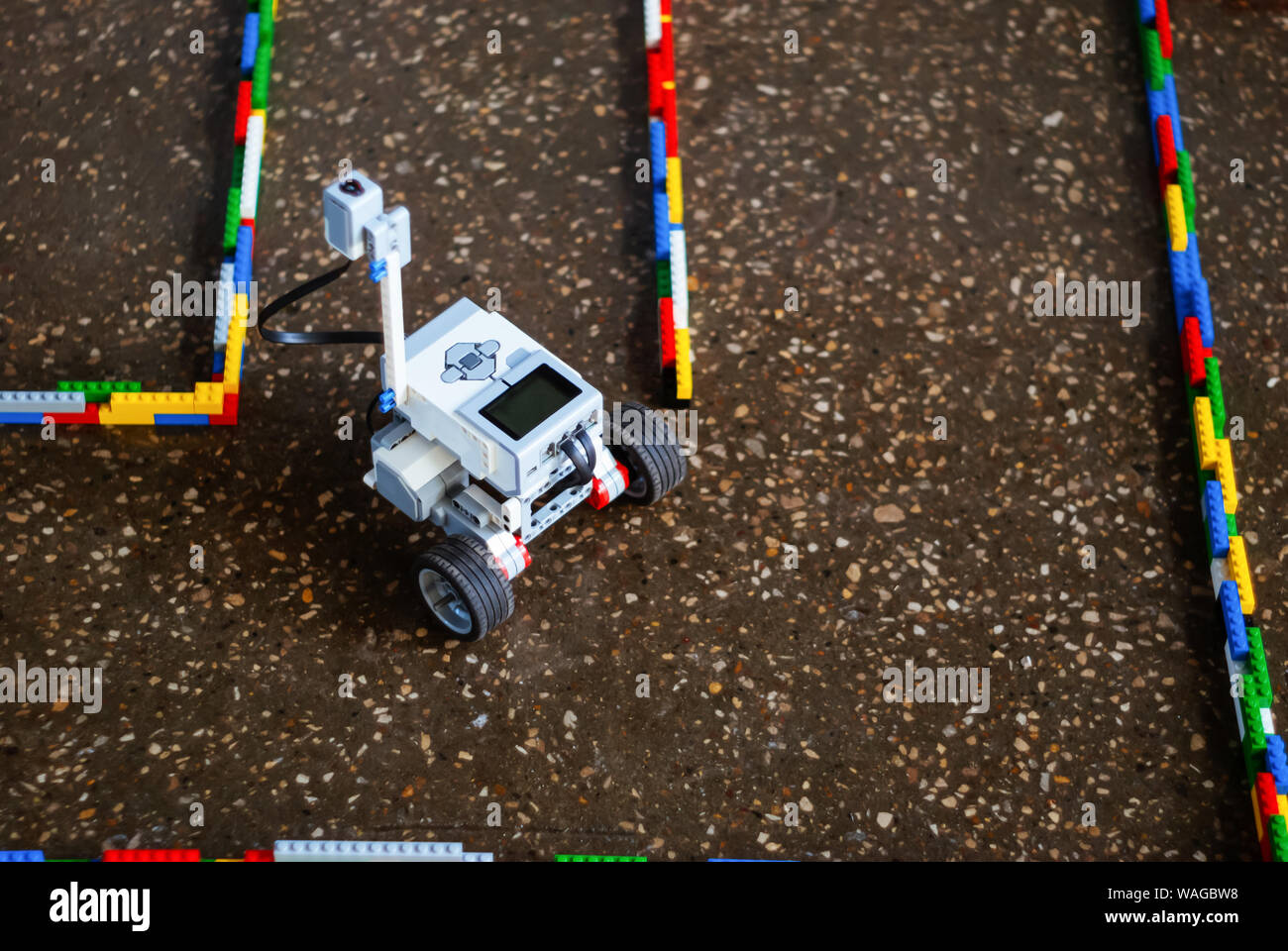 Artificial intelligence experimental robot hi-res stock photography and ...