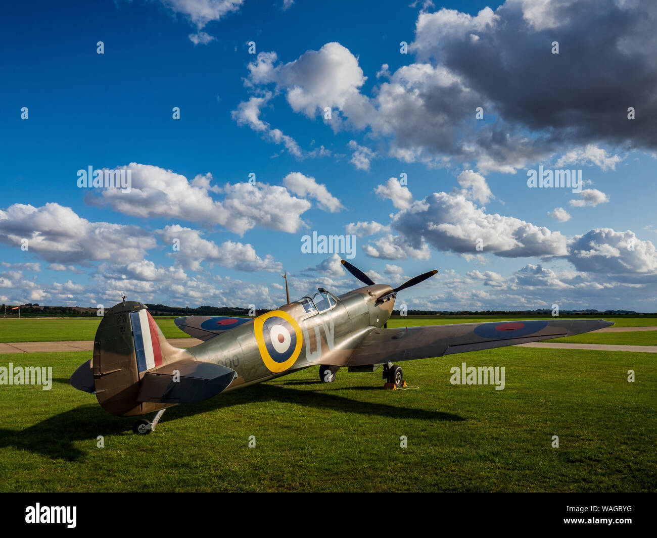 Ww2 spitfire 1940 hi-res stock photography and images - Alamy