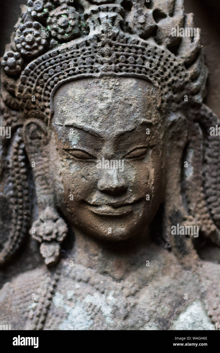 Ankgor wat face hi-res stock photography and images - Alamy
