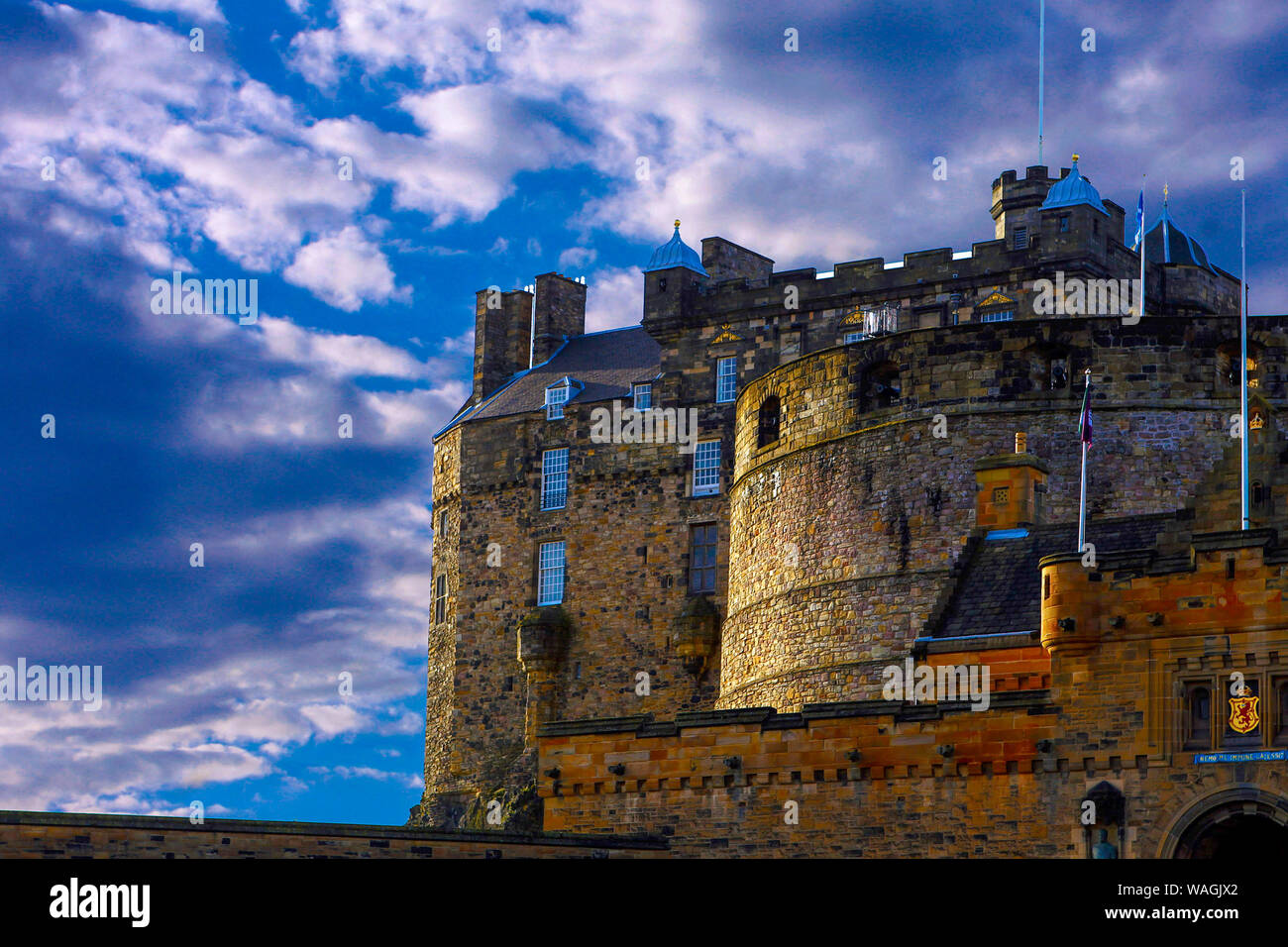 Ramparts edinburgh castle hi-res stock photography and images - Alamy