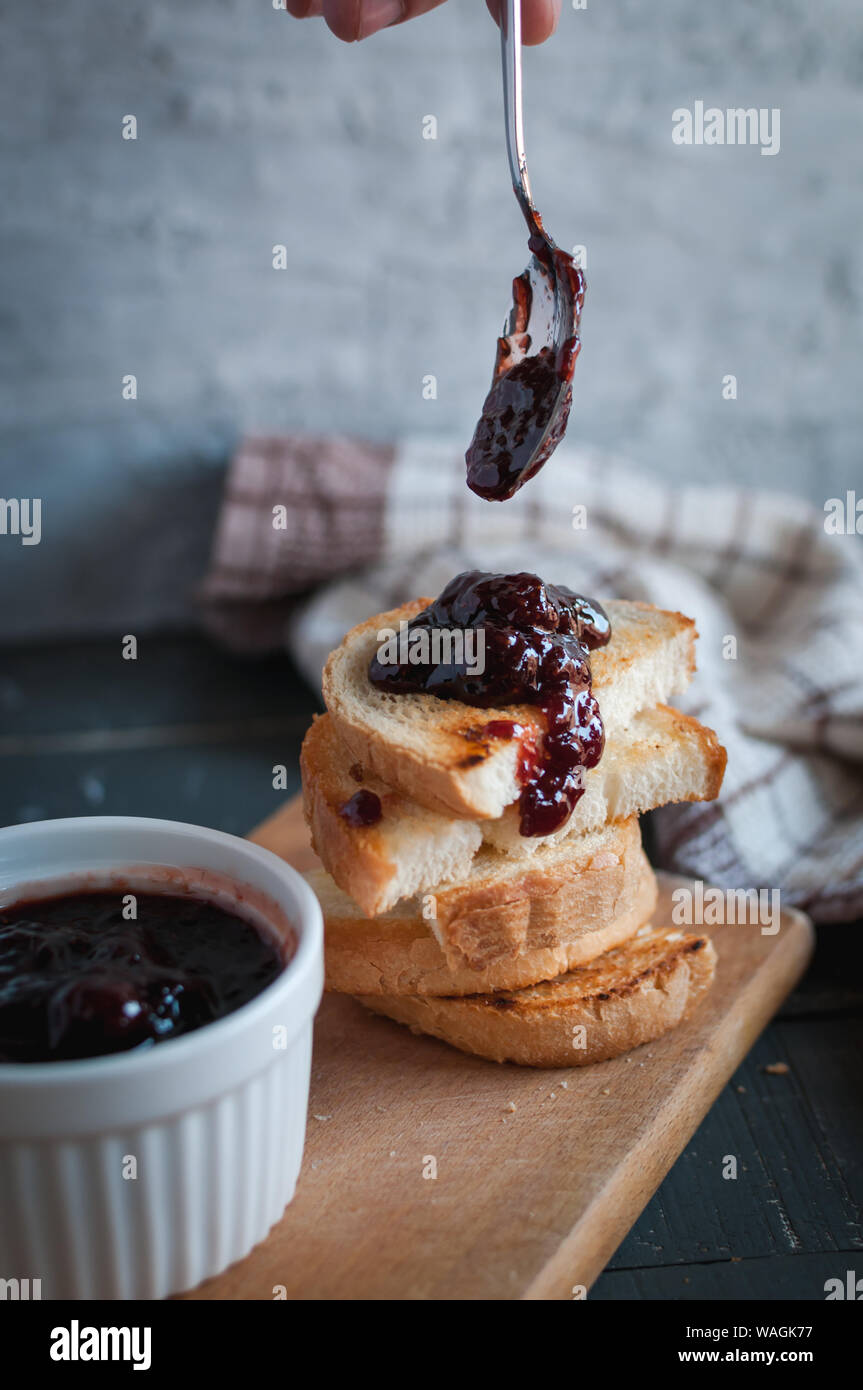 Chocolate spoon dripping hi-res stock photography and images - Alamy