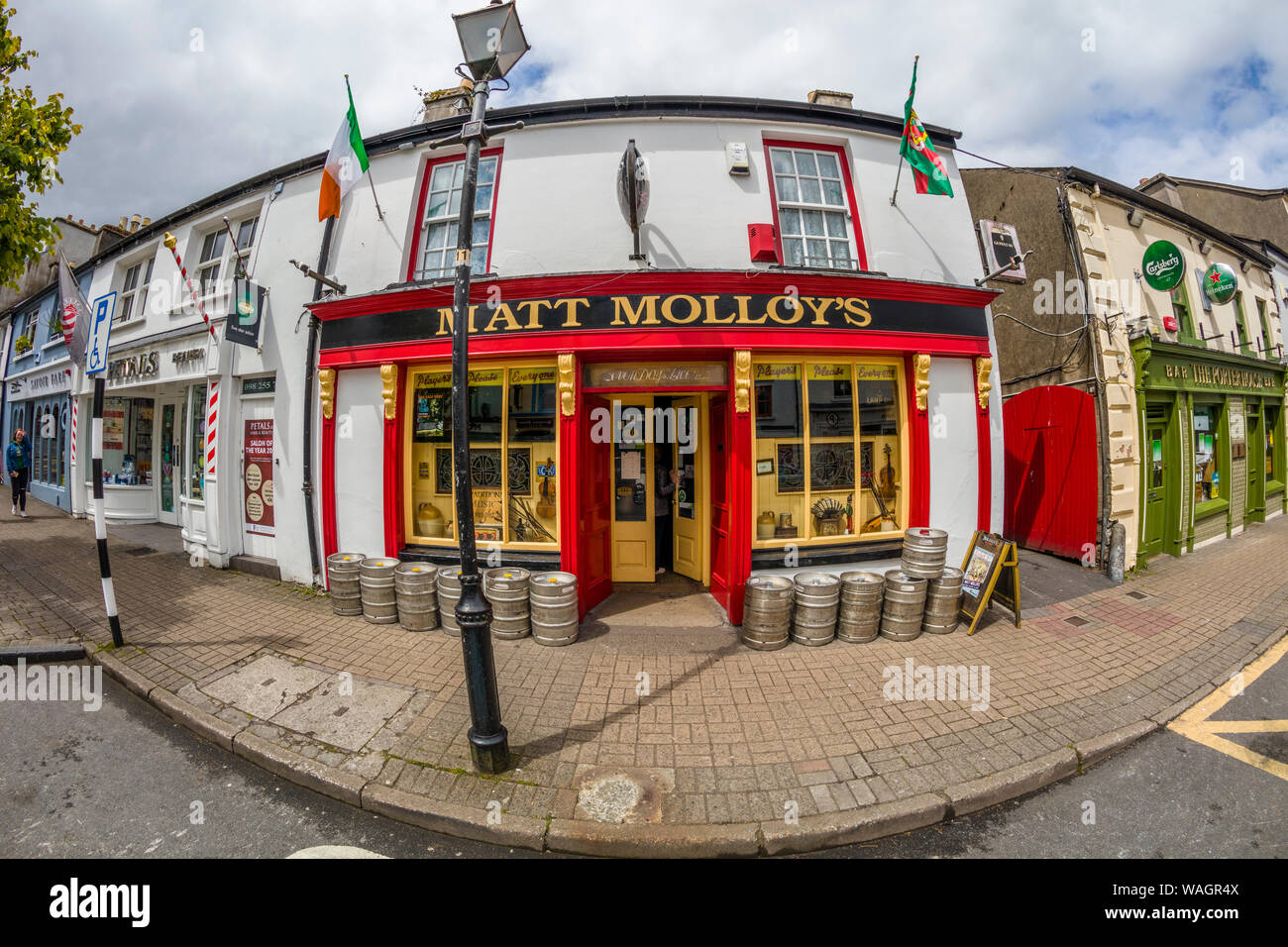 Irish pub county mayo hi-res stock photography and images - Alamy