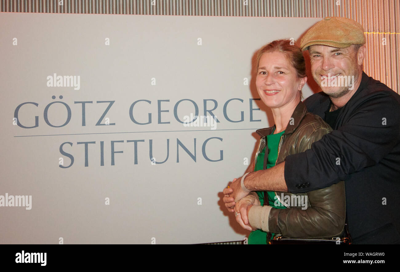 Berlin, Germany. 19th Aug, 2019. Actor Peter Kremer and his girlfriend ...