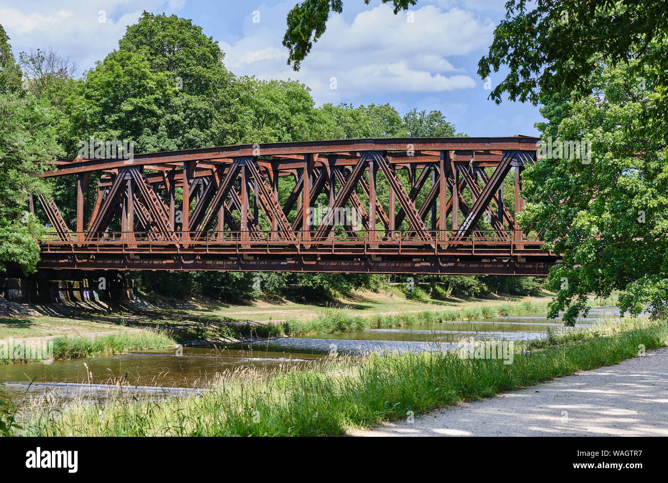 Iron bridge man made structure hi-res stock photography and images - Alamy