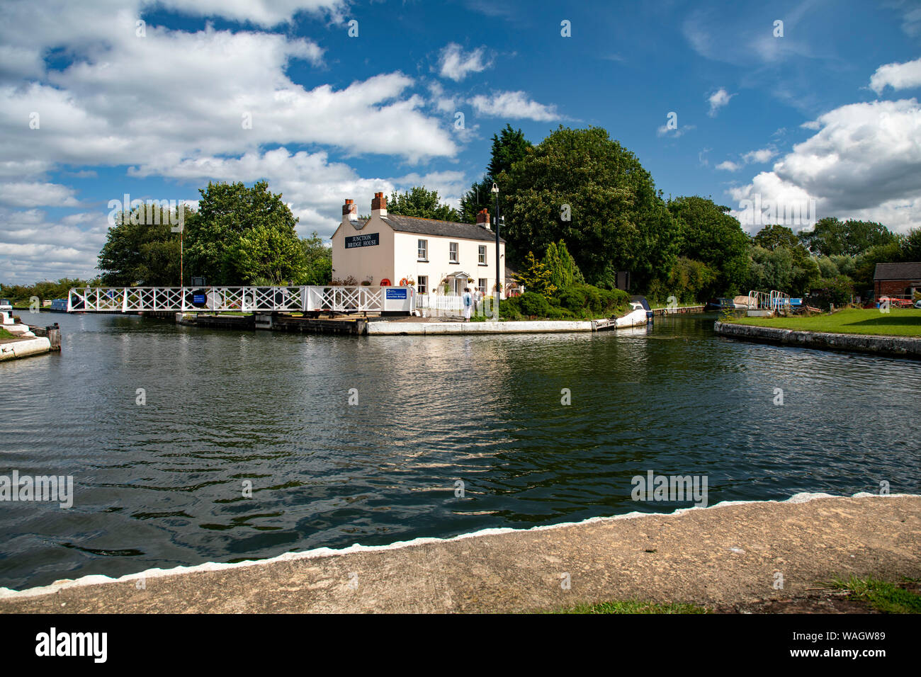 Saul Junction Sharpness Canal Gloucestershire Stock Photo - Alamy