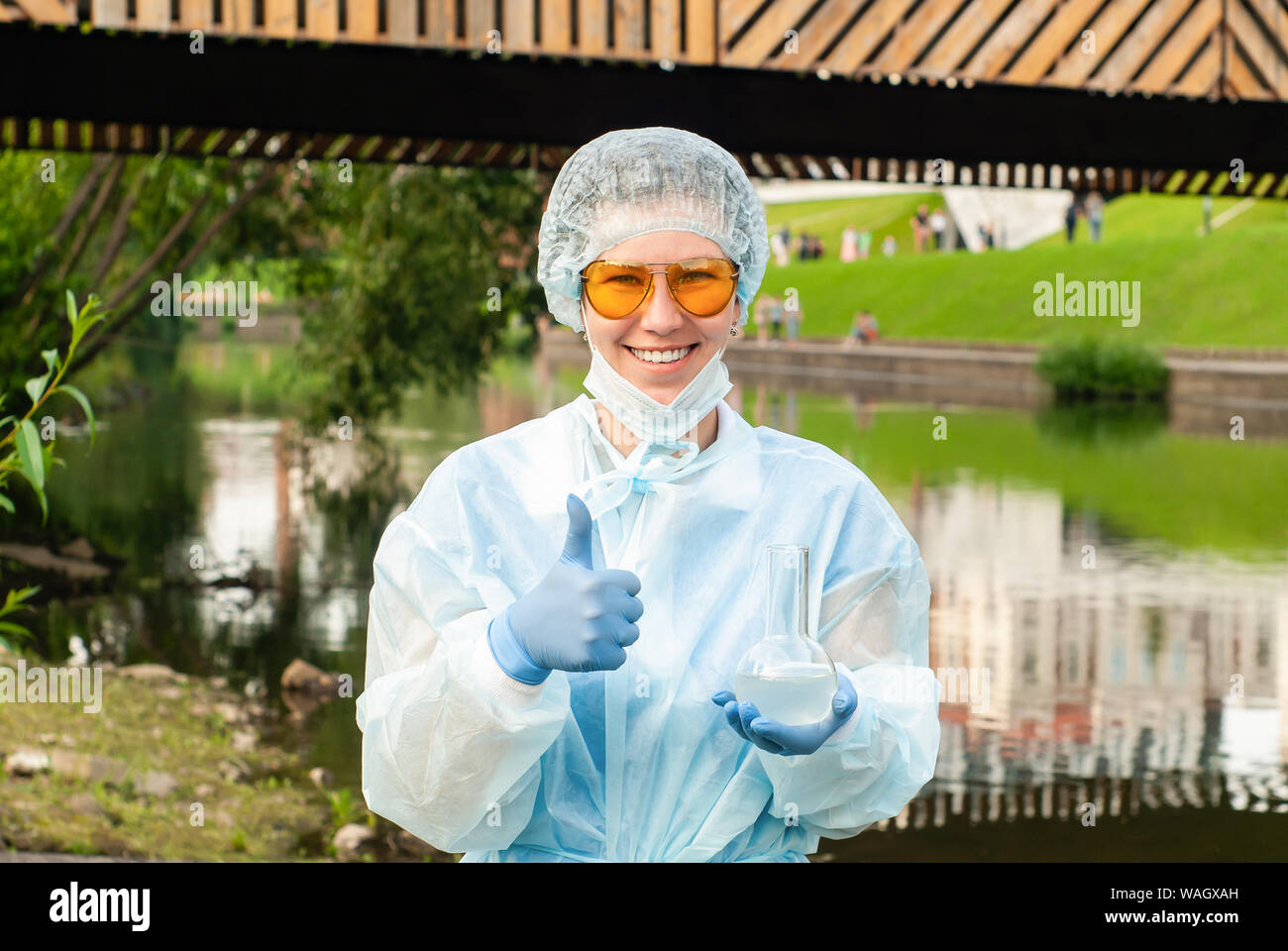 Prome woman hi-res stock photography and images - Alamy