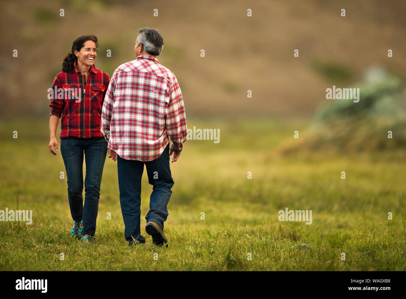Couple walking two people outdoor 50's hi-res stock photography and ...