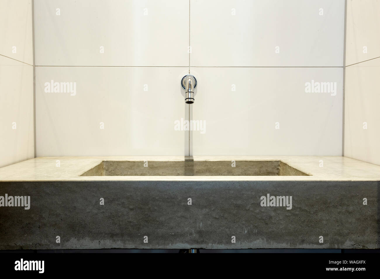 Modern hand wash basin hi-res stock photography and images - Alamy