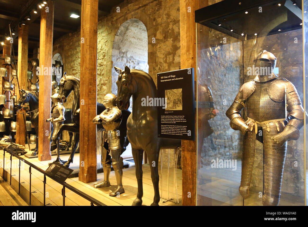 Suit of armour royal armouries hi-res stock photography and images - Alamy