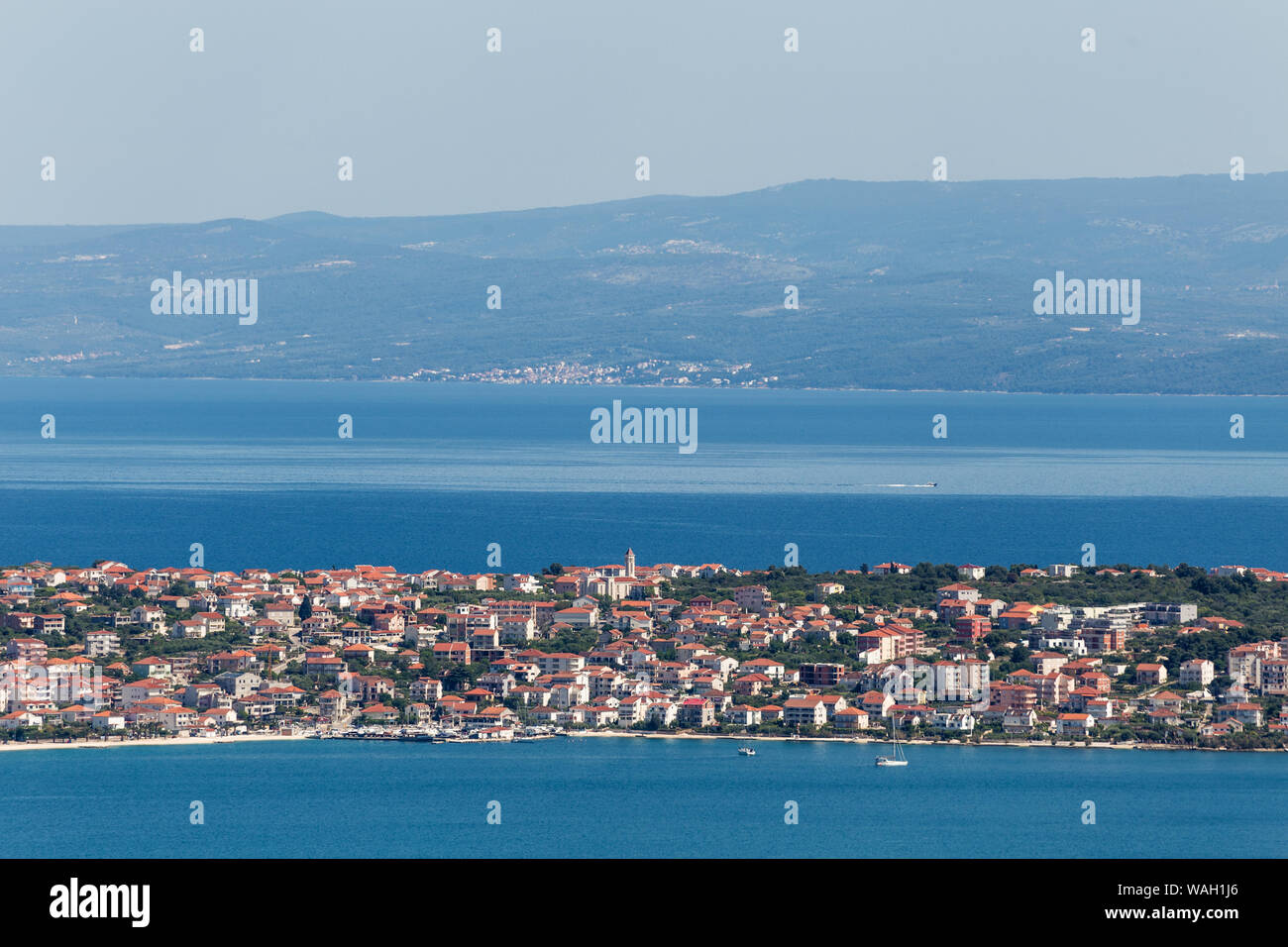 Seashore city hi-res stock photography and images - Alamy