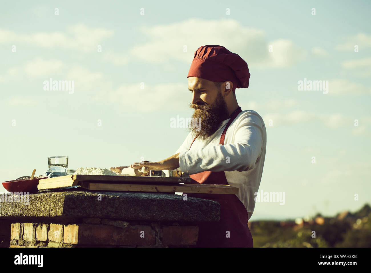 bearded man cook chef Stock Photo - Alamy