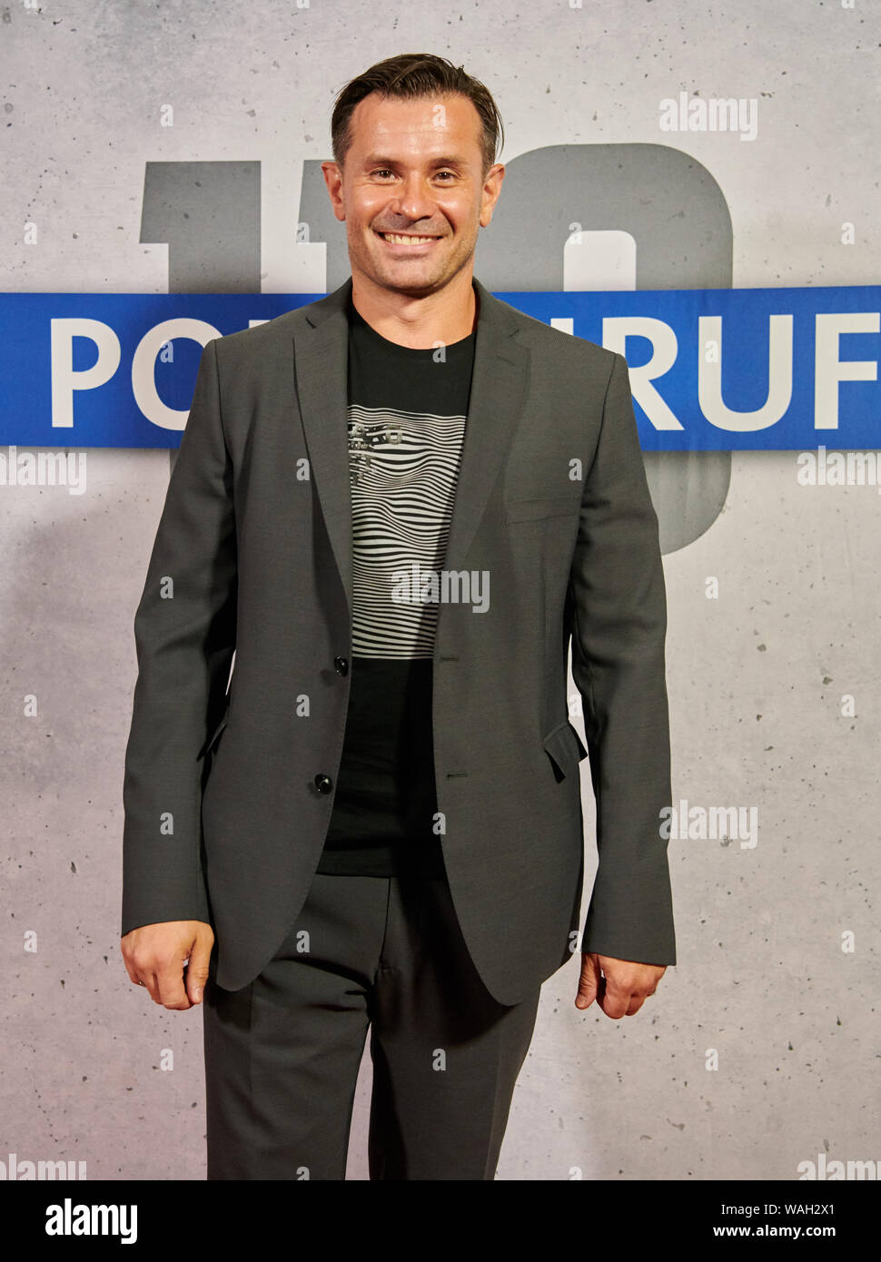 Berlin, Germany. 20th Aug, 2019. Actor Grzegorz Stosz comes to the ...