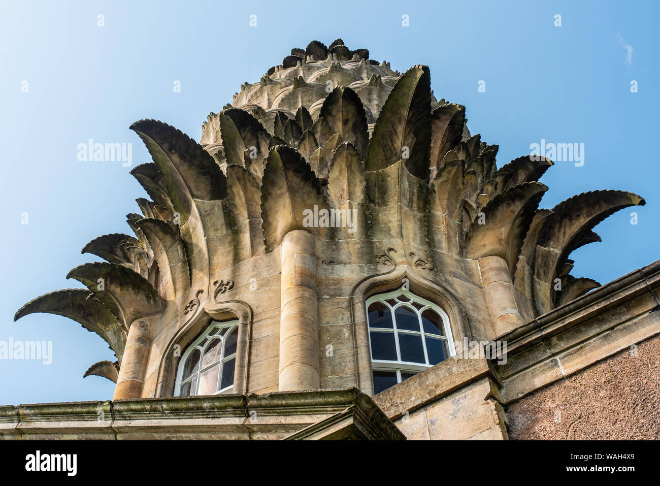 The Dunmore Pineapple building in Dunmore Park, Airth, Scotland. Built ...