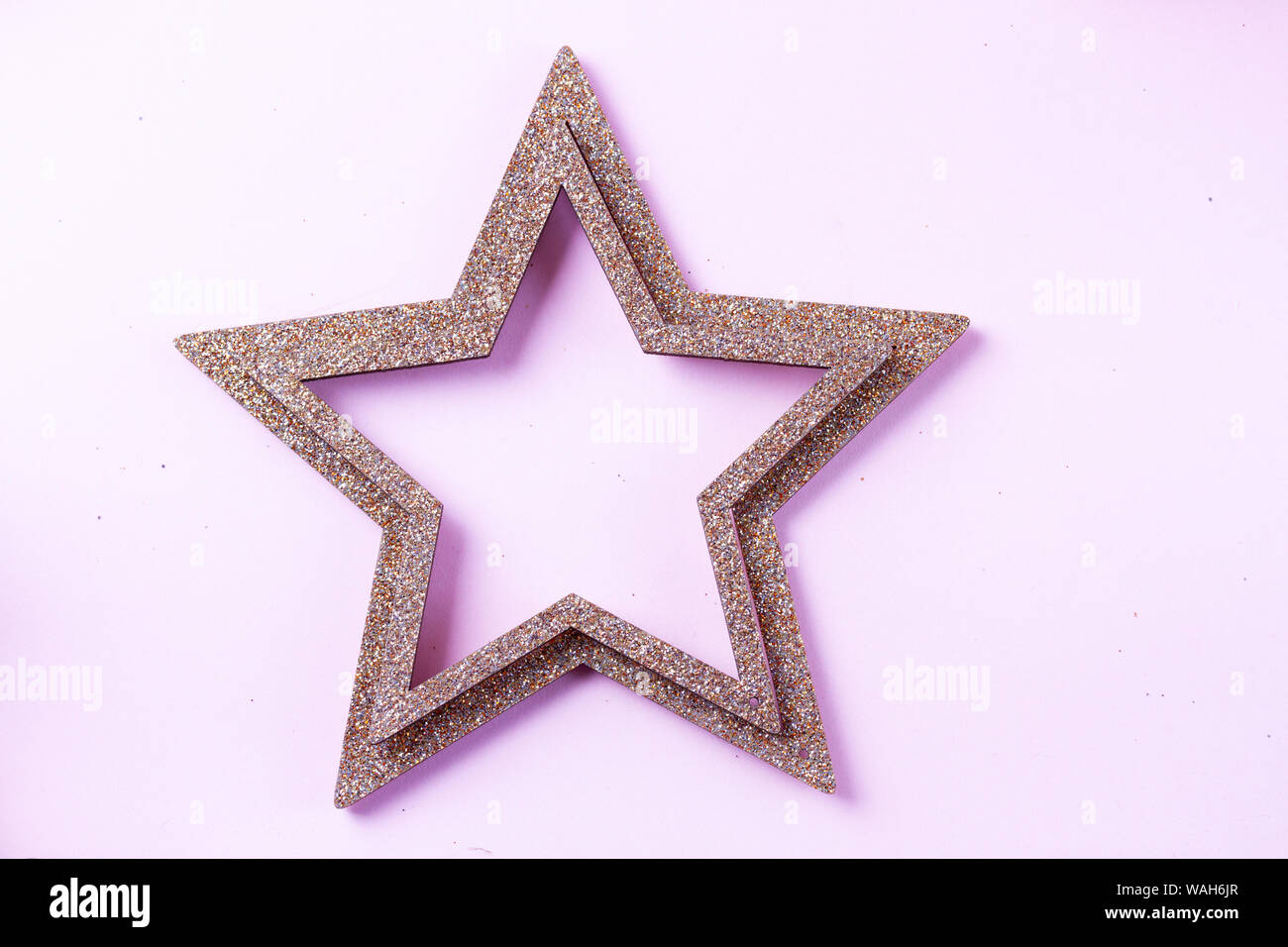 Pink plain background hi-res stock photography and images - Alamy