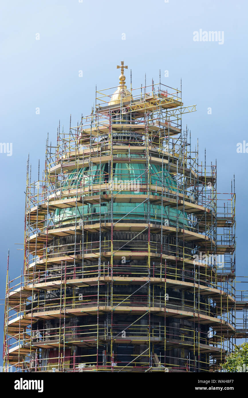 Everyday life in Edinburgh a place of interest for the visitor with ...