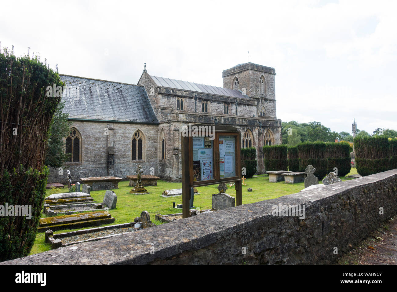 Church Of All Saints, East Pennard, Somerset, England, UK Stock Photo ...