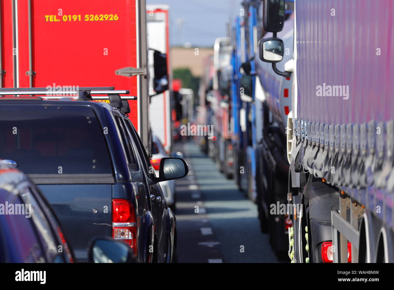 Traffic at a standstill on the M62 between junction 31 & 30 on the ...