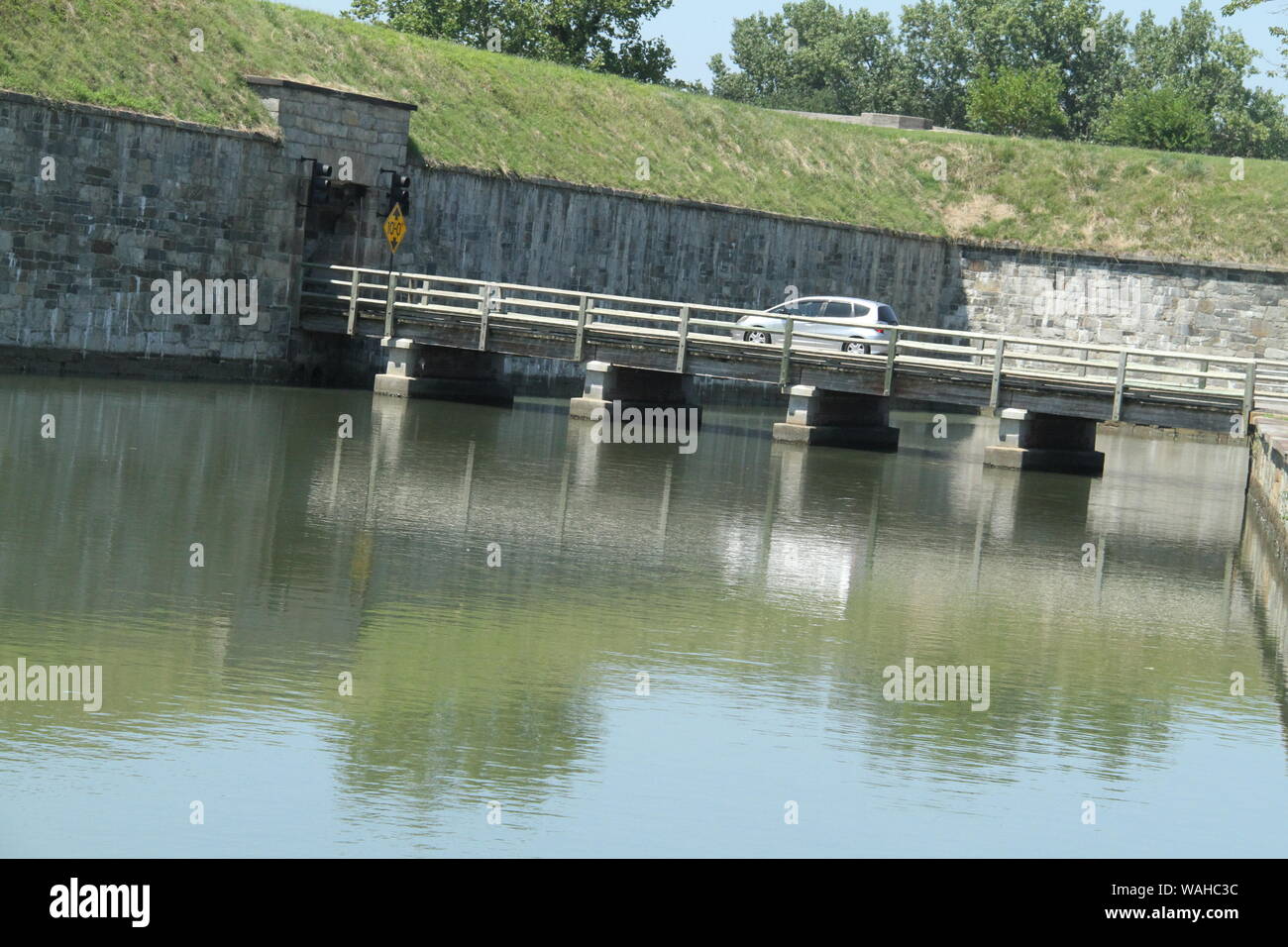 American military structures hi-res stock photography and images - Alamy